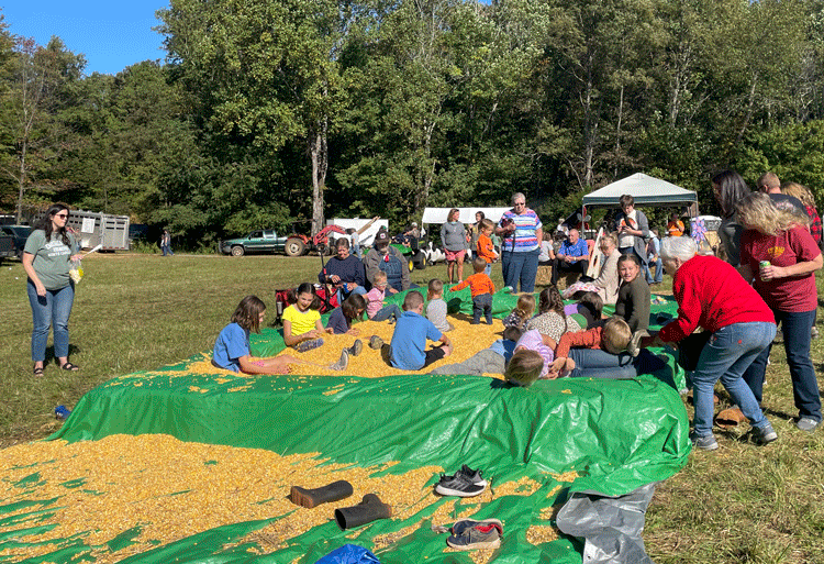 Fourth annual Foothills Farm Festival attracts 2,000 guests - Country Folks
